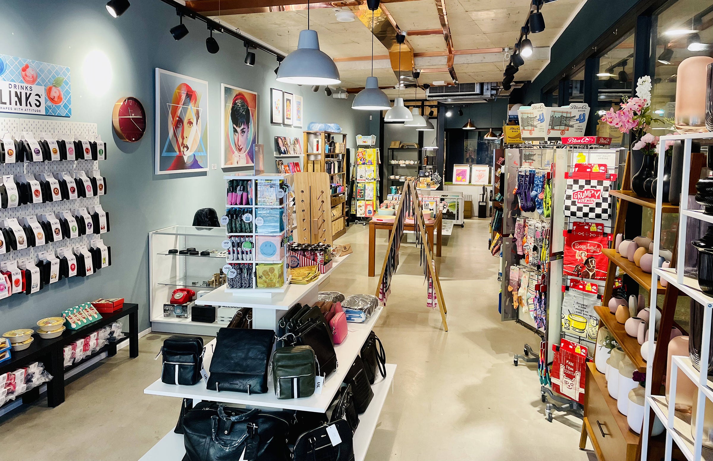 Home | Pom Pom Store